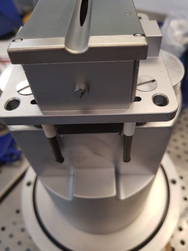 EATON AXCELIS 11004920 ELS SOURCE WITH VAPORIZER – Iain McMahon ...